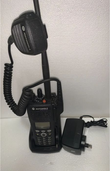 Портативна цифрова радіостанція Motorola XTS2500 I model 3 VHF: 16 000 ...