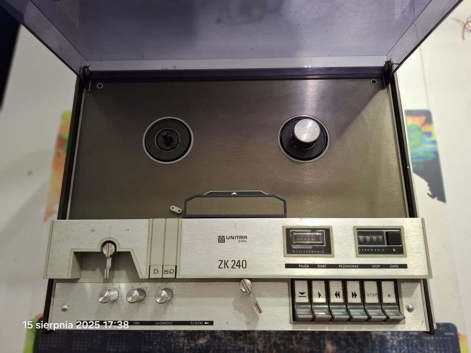 Sprzedam magnetofon szpulowy UNITRA ZK-240 plus szpule. Holendry ...