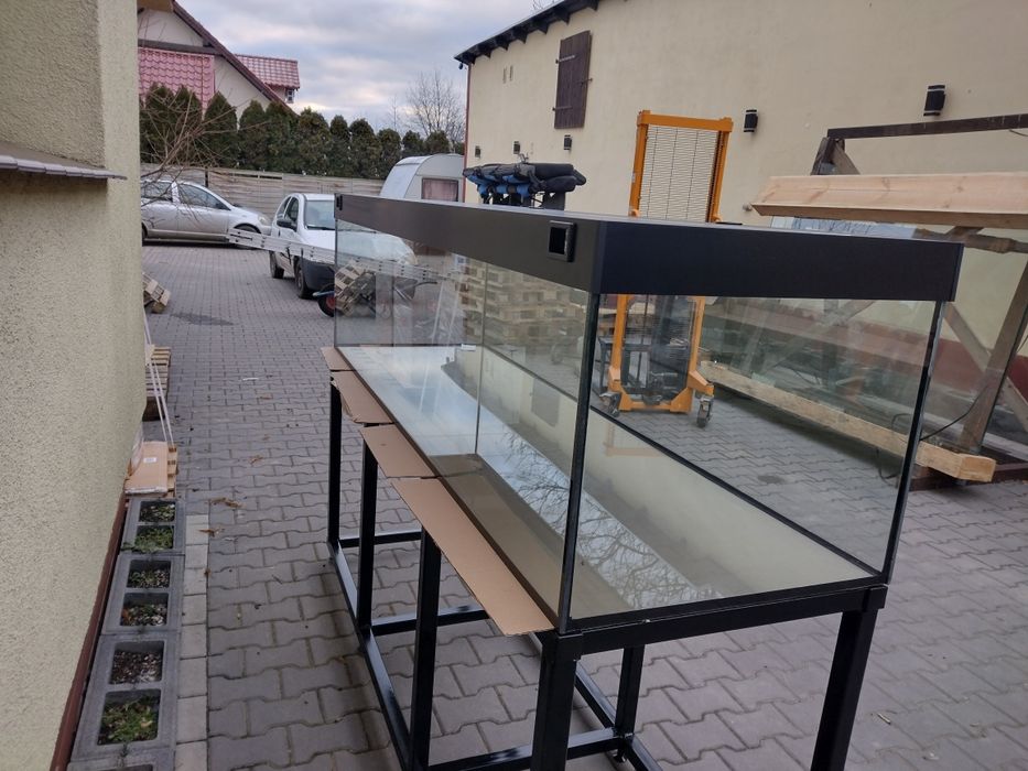 Akwarium proste 200 x 50 x 50 500 l z pokrywą i stelażem Wierzbno • OLX.pl