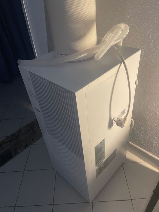 Ar condicionado portátil Bomba de Calor HTW 12K BTU Frio/Quente Oeiras ...