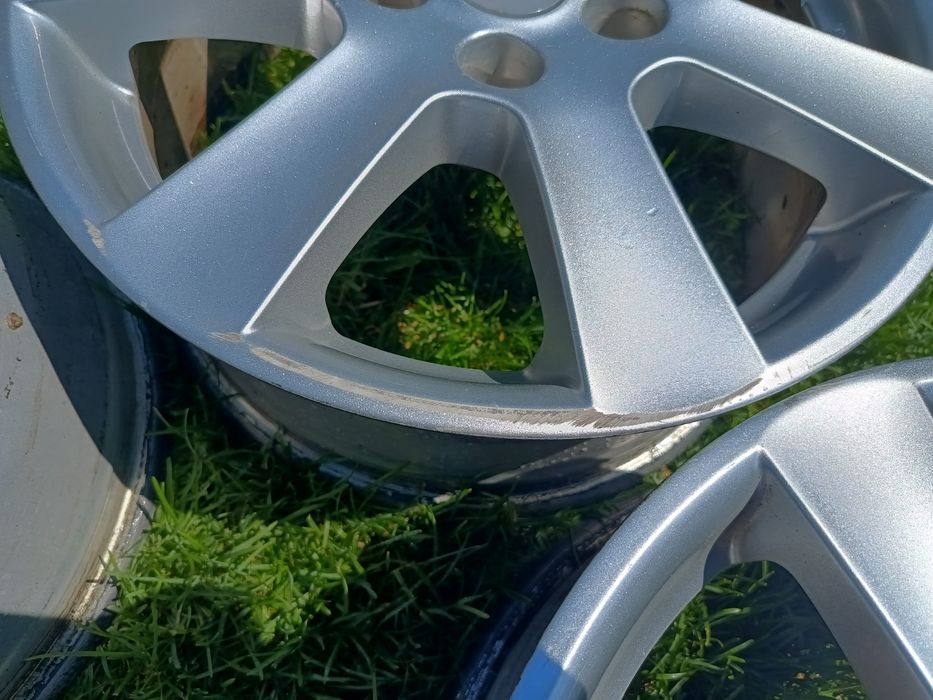 5 114.3 r16 borbet: 1 250 грн. - Диски Жовква на Olx