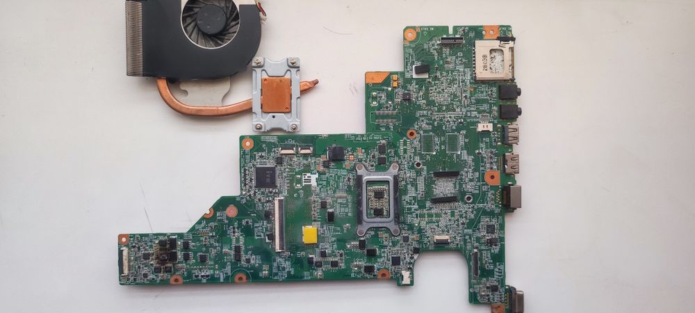 Материнська плата с нота hp 630.: 220 грн. - Комплектуючі та аксесуари Дніпро на Olx