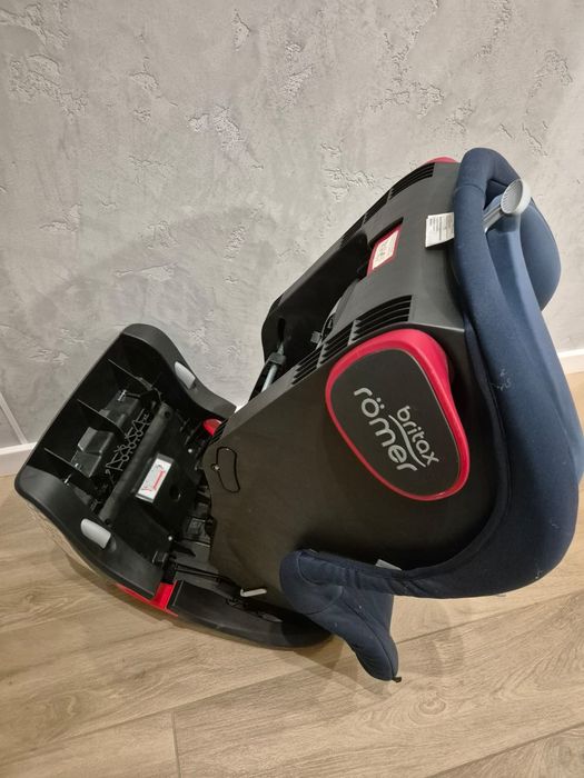 Fotelik samochodowy Britax Romer Wieliczka • OLX.pl