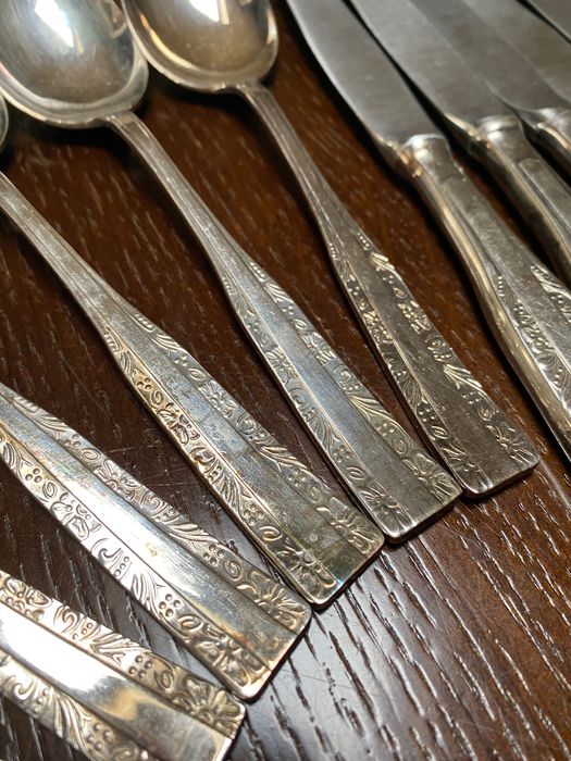 Sztućce platerowane srebrem Hefra wzór wschodni 24 sztuki + 6 łyżeczek ...