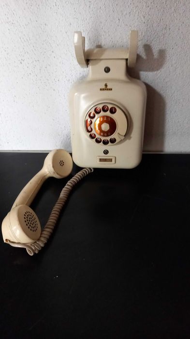 Telefone de parede (antigo) Siemens Cacém E São Marcos • OLX Portugal