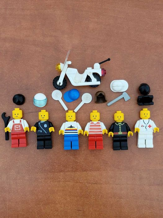 Zestaw Lego 6309 Town Mini-Figures z serii Town z 1988 r. Wrocław ...