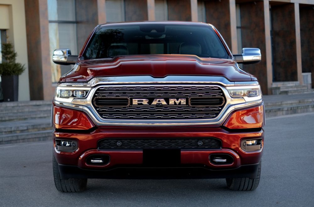 DOGE RAM 1500 Limited Niski przebieg Warszawa Białołęka • OLX.pl