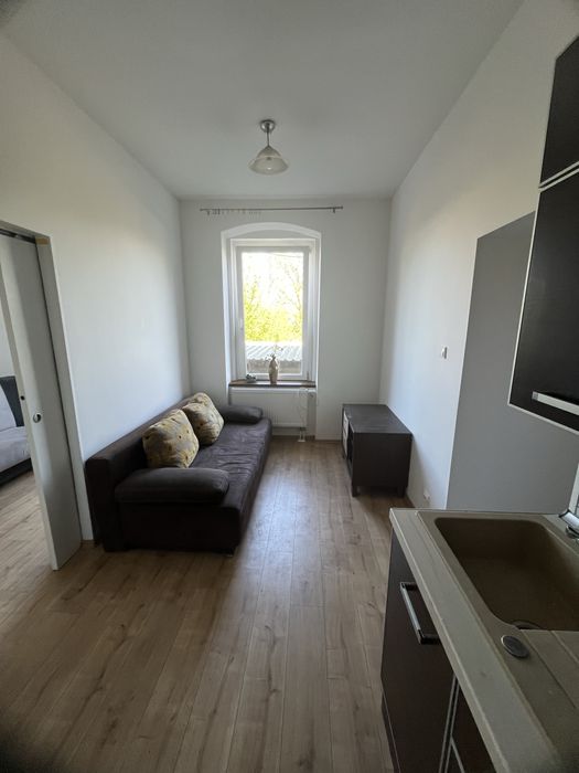 Mieszkanie 2 sypialnie + salon z kuchnia, parter z ogródkiem Brzeg • OLX.pl