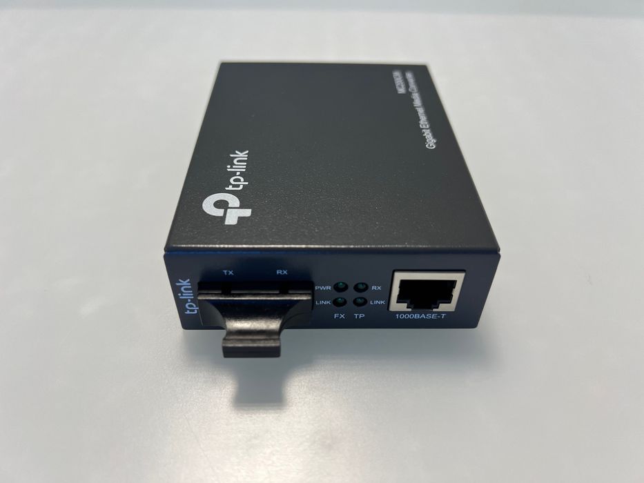Tp-link Gigabit Multi-Mode Media Converter (MC200CM) Ermesinde • OLX ...
