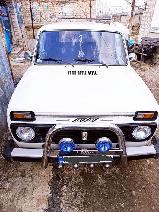 Продається авто нива 2121 в гарному стані все справне сів і поїхав.: 3 000 $ - ВАЗ Слов'янськ на Olx