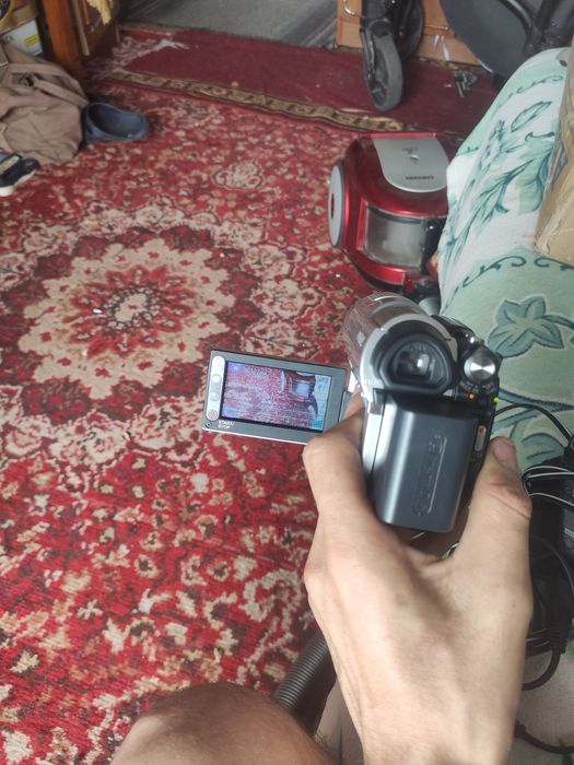 Видеокамера Sony DCR-DVD910: 225 грн. - Відеокамери Чернівці на Olx