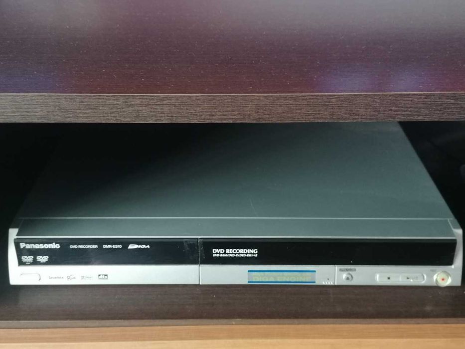 Leitor DVD Panasonic + DVDS Casal de Cambra • OLX.pt