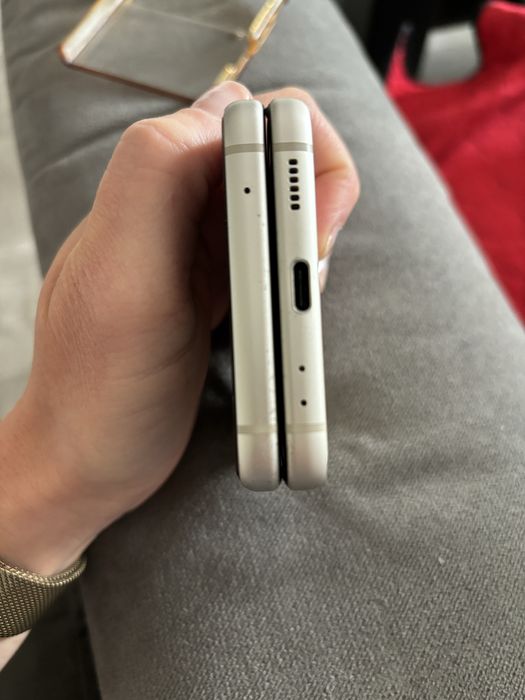 Telefon Samsung flip 3 5G 128GB Zabrze • OLX.pl