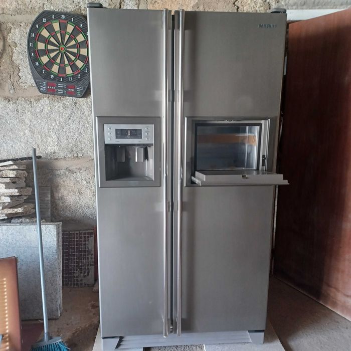 Vendo frigorífico modelo americano da Samsung Vila Verde de Raia • OLX ...