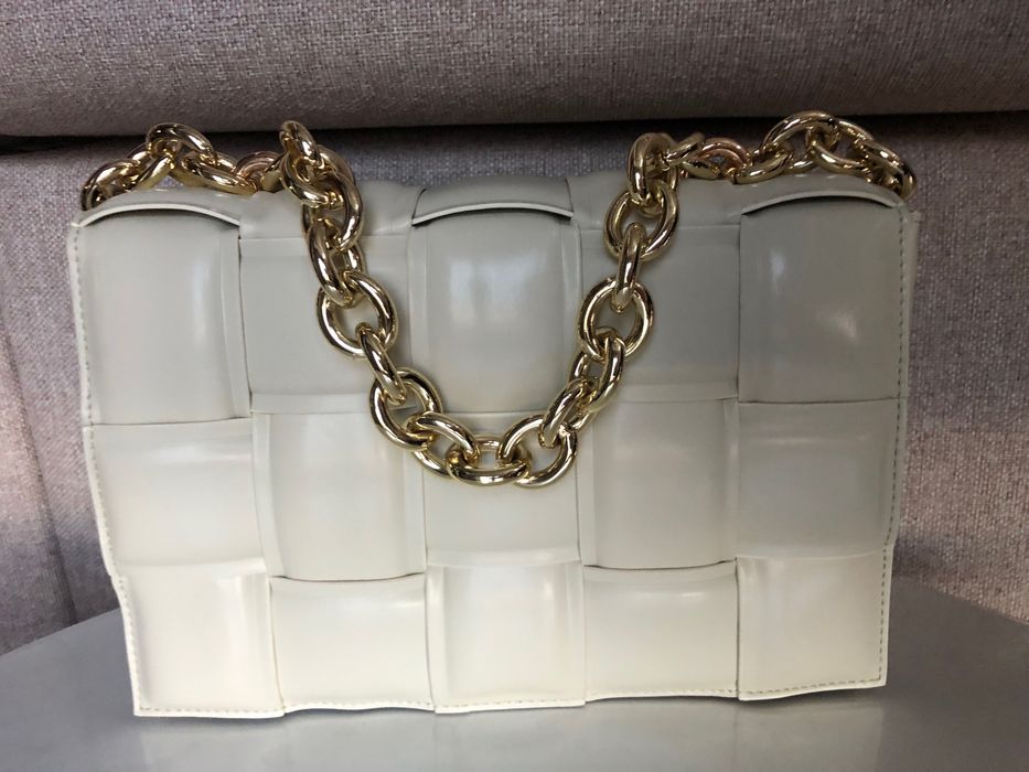 Torebki nowe jasny beż czarny pikowane złoty łańcuch piękne Łódź Widzew ...