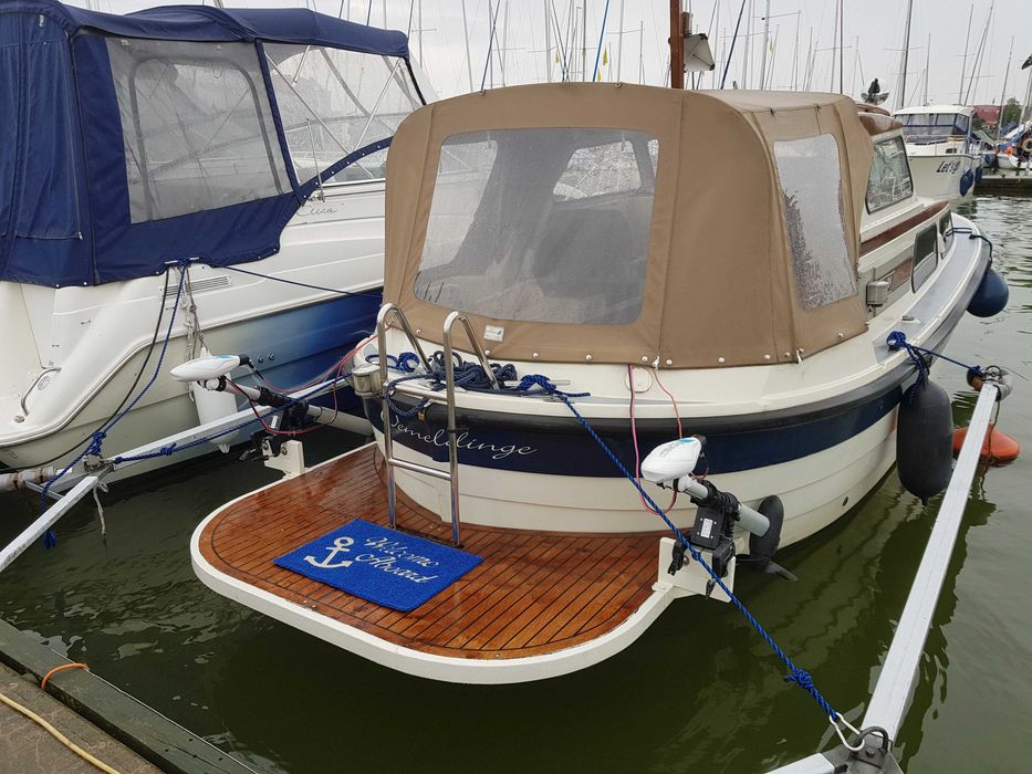 Jacht motorowy SAGA 24 Ostrołęka • OLX.pl