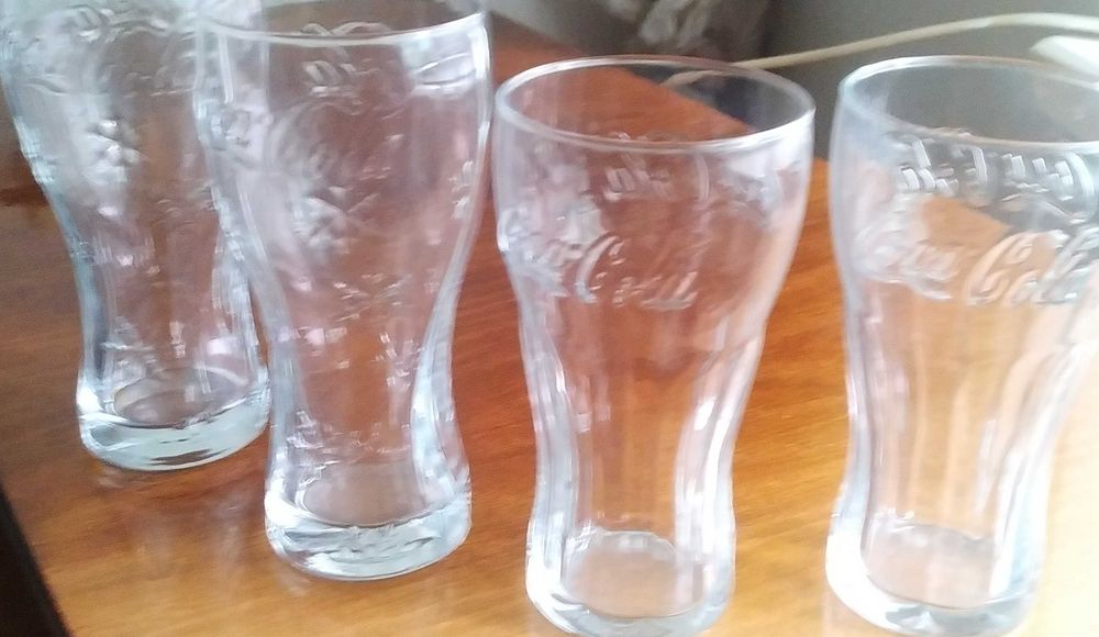 Пивні бокали кухлі гальби келихи стакани 0 3 0 5 1 л Coca Cola 100 грн Посуда кухонная