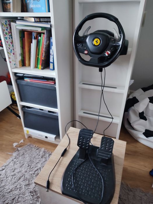 Kierownica THRUSTMASTER T80 Ferrari 488 GTB Edition (PS4 PS5 Xbox PC ...