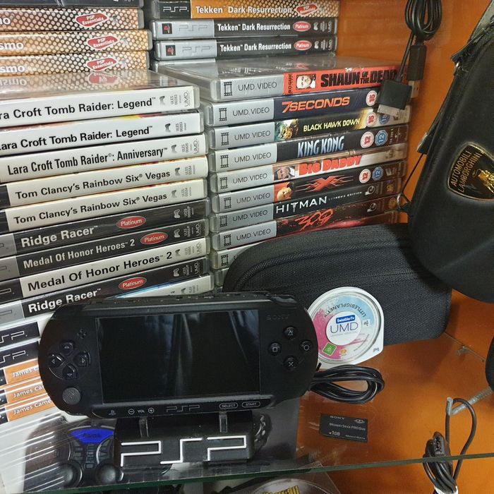 Konsola PSP street zestaw Świat Gier TV Częstochowa Al NMP 28 ...