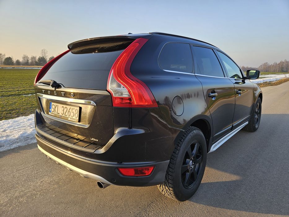 Volvo XC60 2.4 D5 AWD , 7 lat jeden właściciel Opatów • OLX.pl