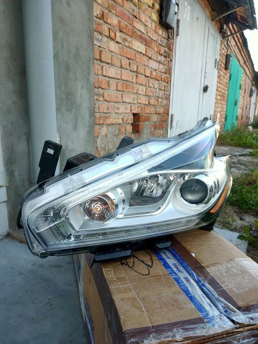 Фара левая, Ниссан Мурано z52: 400 $ - Передні фари Миколаїв на Olx