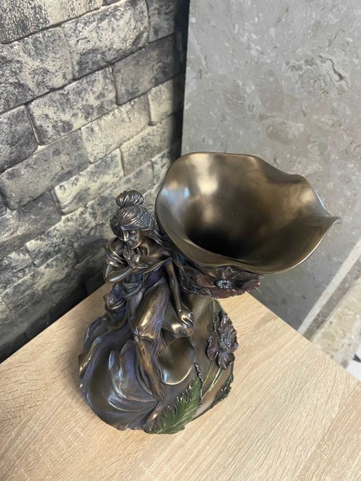 Ваза Дівчина з маками Veronese ваза для ікебани статуя статуетка 2 500 грн Предмети