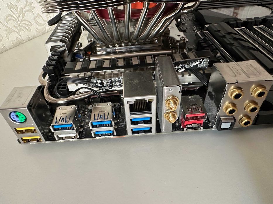 Комплект Gigabyte X399 Aorus Gaming 7 AMD Ryzen Threadripper 1950X: 13 ...