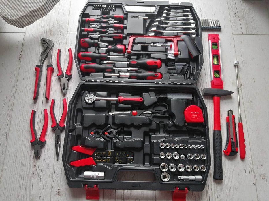 Zestaw narzędzi w walizce kompletny bardzo praktyczny Kraków Krowodrza ...