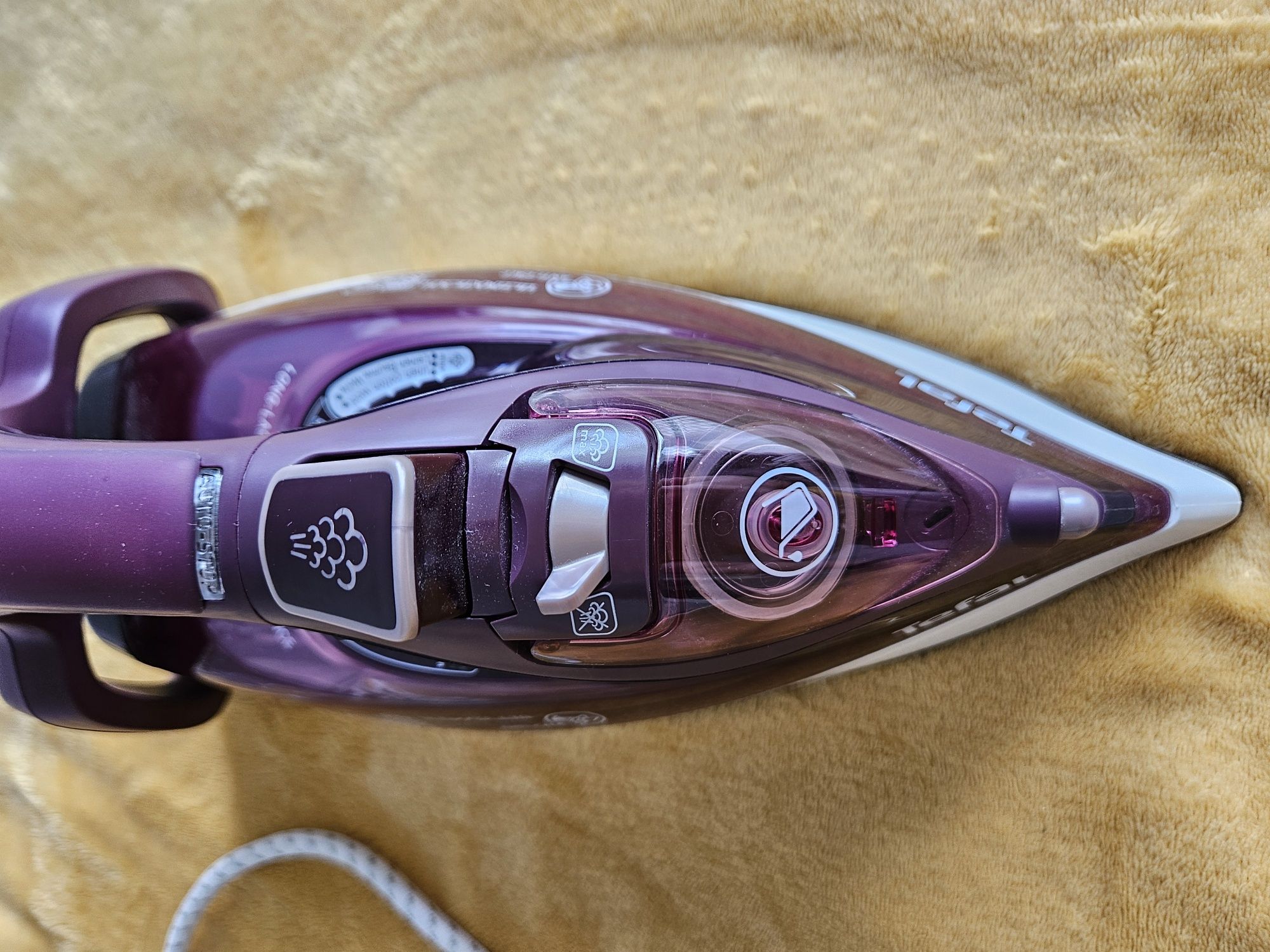 Праска з парою Tefal Ultimate 570 Anti-Calc (FV9657 E0): 1 300 грн ...