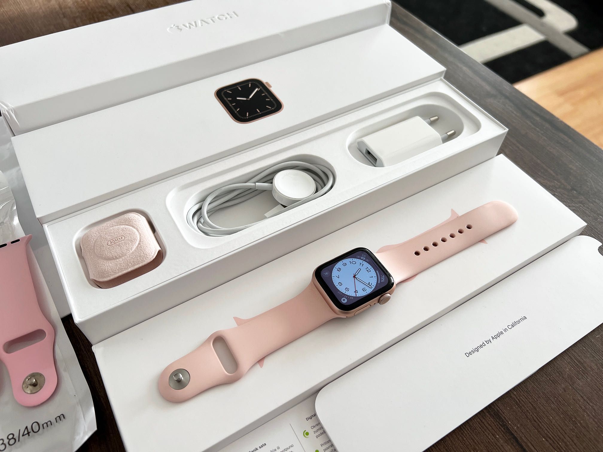 Apple watch series 5 gold store