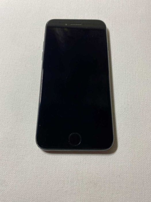Apple iPhone 7 Space Gray 32 GB: 300 грн. - Мобільні телефони ...