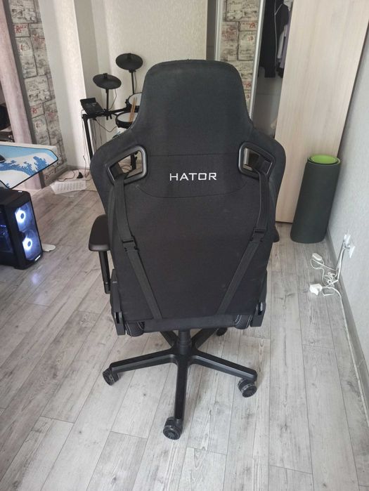 Крісло ігрове Hator: 11 000 грн. - Офісні меблі Полтава на Olx