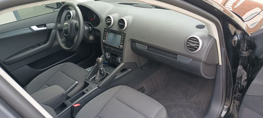 Sprzedam bardzo ładne Audi A3 Sportback, 1.6 MPI, po lifcie sprowadzone ...
