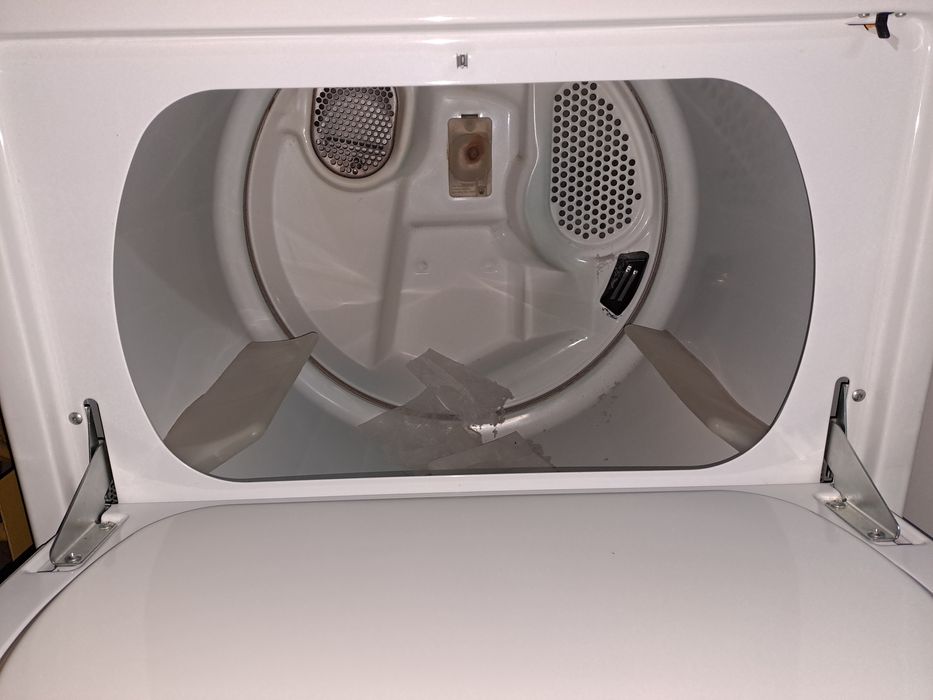 Sprzedam suszarkę do ubrań Whirlpool Sandomierz • OLX.pl