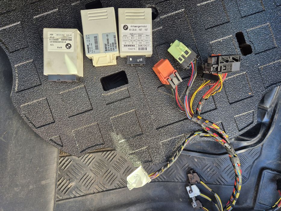 Moduł sterownik Haka Zawieszenia Bmw E60 E61 E63 E64 Domasław • OLX.pl