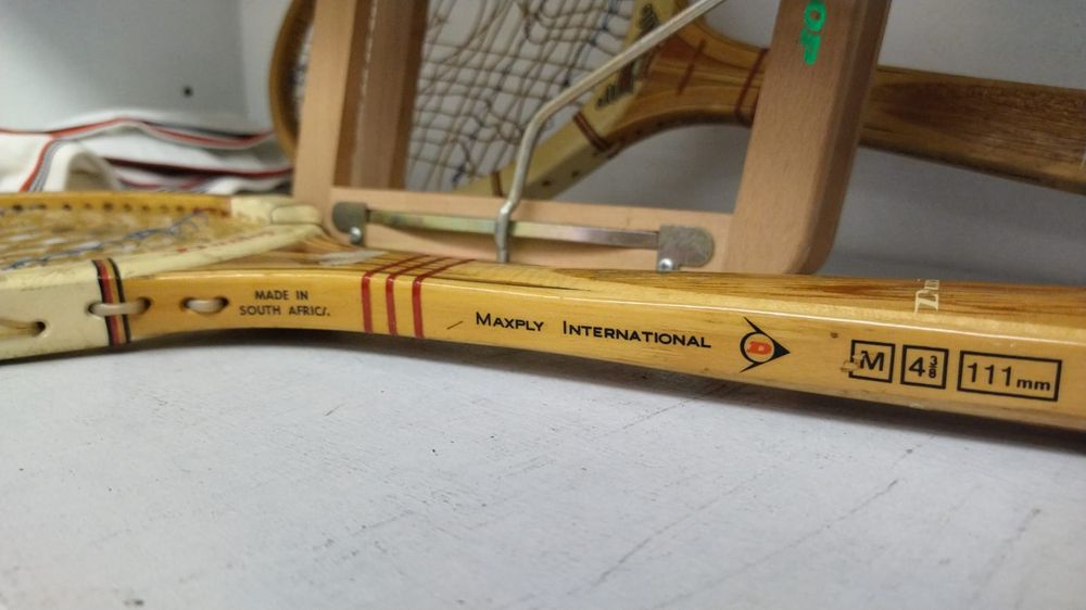 Raras Raquetes de Tênis Dunlop Marrazes E Barosa • OLX.pt