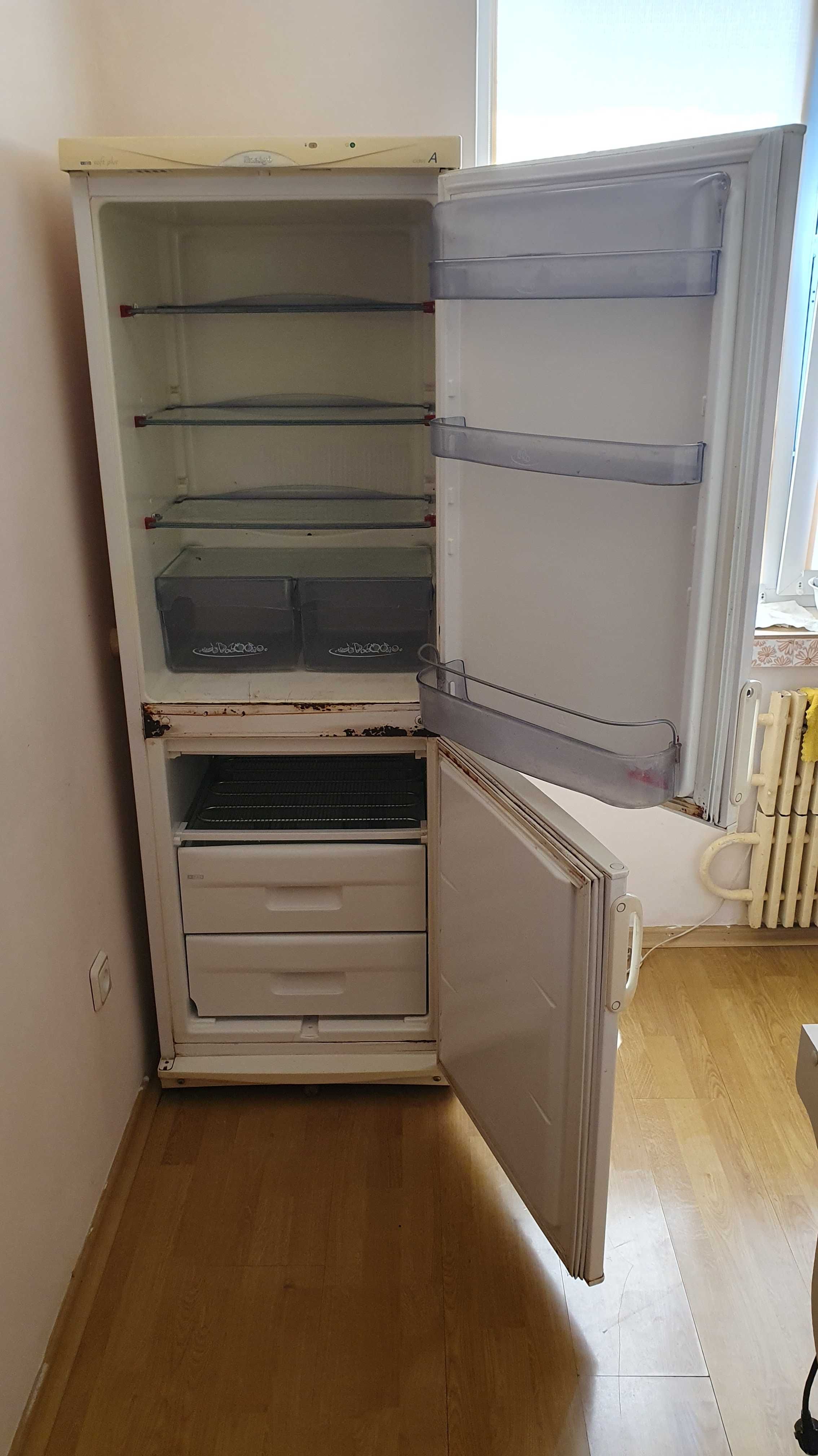 Холодильник Snaige soft plus морозильна камера холодилка холодильник: 1 ...