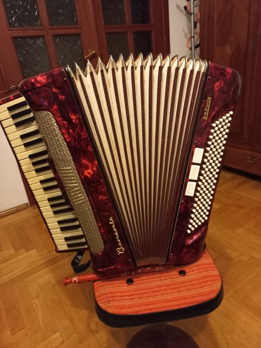 Akordeon BARCAROLE Prominenz 3 chórowy, 120 basów. Koszalin • OLX.pl