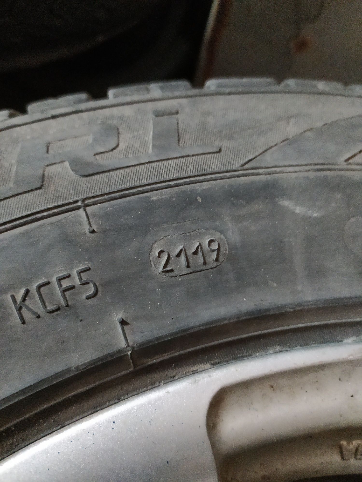 Продам колеса:літо стояли на віто оригінальний мерседес: 7 000 грн ...