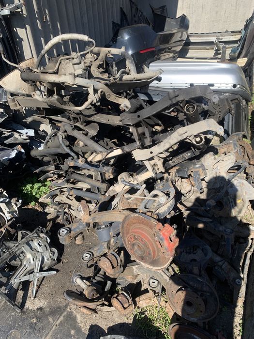 Подрамник BMW E38 E39 E46 E53 E60 E65 E90 E34 E36 Балка передня задня: 30 $ - Балки підвіски ...