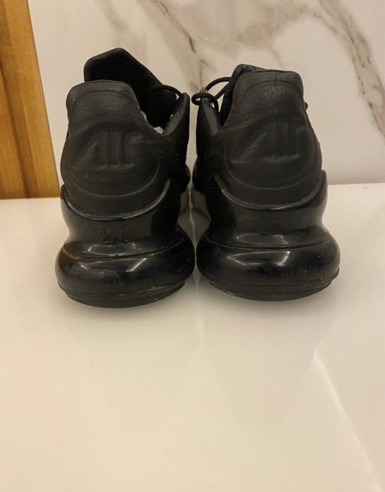 Tênis Nike Airmax 270 originais Charneca De Caparica E Sobreda • OLX Portugal