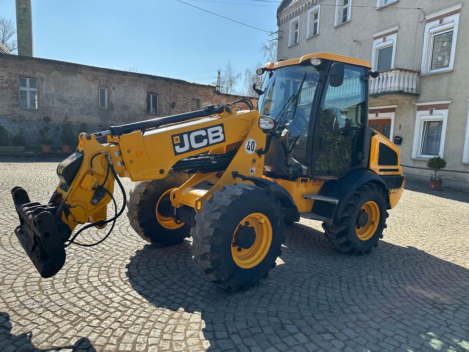 Ładowarka teleskopowa JCB TM 220 Walce • OLX.pl