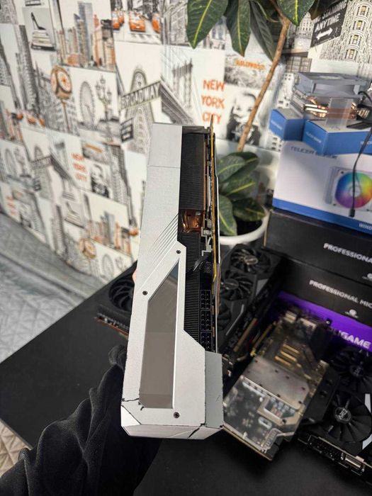 NVIDIA GeForce RTX 3090 24GB GDDR6X Відеокарта: 13 998 грн ...