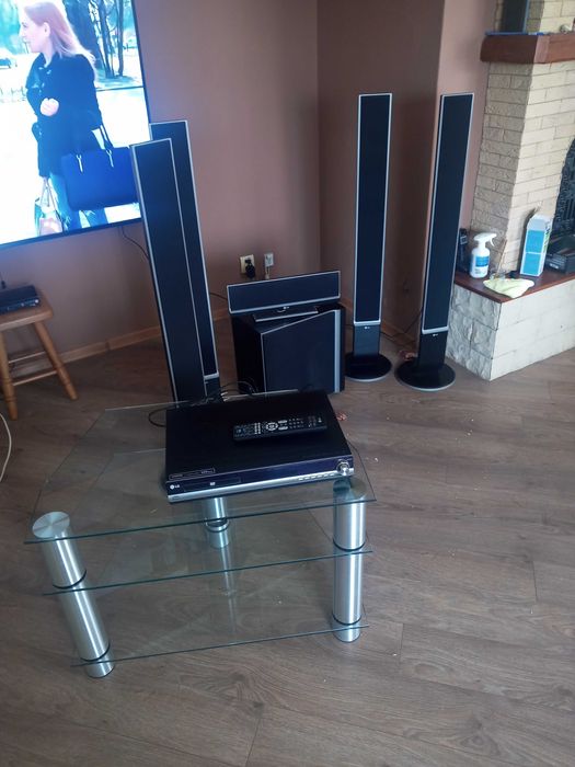 Kino domowe 120 W wraz z DVD, GRATIS stolik pod telewizor Węgrzce Wielkie • OLX.pl