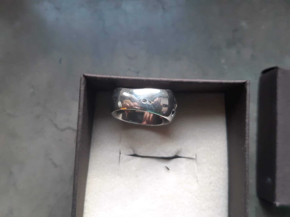 Anel prata contrastada, estado Novo Cascais • OLX.pt