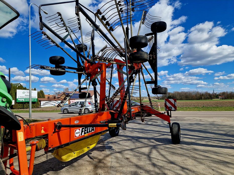 Fella TS 880 Zgrabiarka dwu karuzelowa do środka 2012r MF Fendt ...