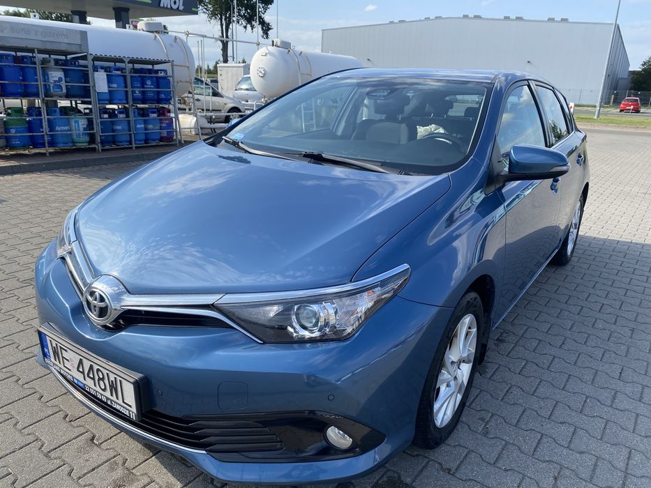 Toyota auris 1.6 + LPG Sieradz • OLX.pl