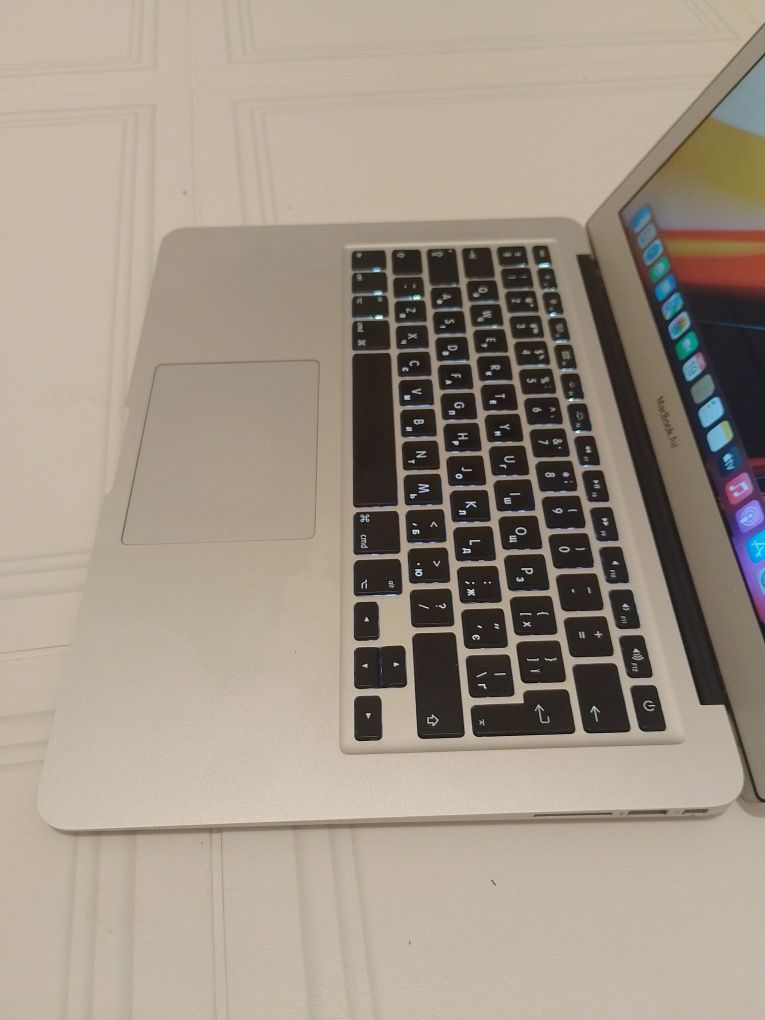 Макбук 13" Macbook air Сore i5: 7 700 грн. - Ноутбуки Київ на Olx