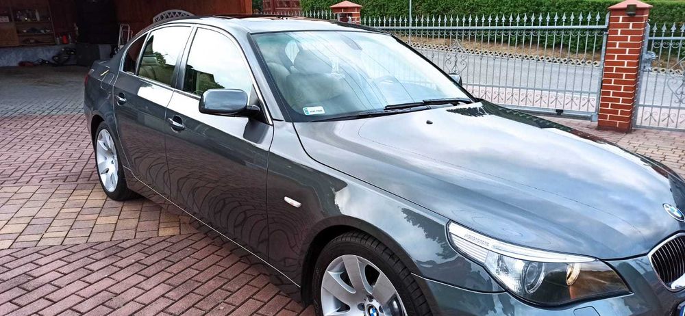 BMW V8 545i E60 stan kolekcjonerski Myślenice • OLX.pl