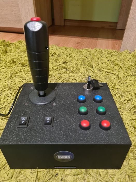 Button box do gier Łęczna • OLX.pl